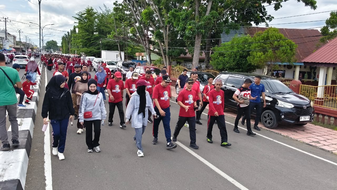Wakil Bupati Bone Lepas Peserta Jalan Santai Milad ke-56 Pondok ...